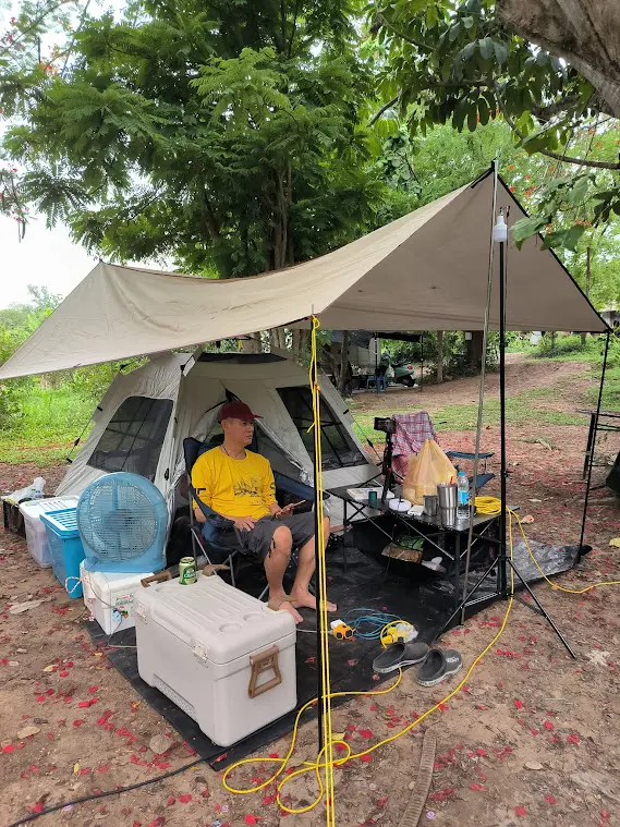 เที่ยวนครราชสีมา ปากช่อง ลานกางเต็นท์ ในดงเต็นท์ - iok2u.com