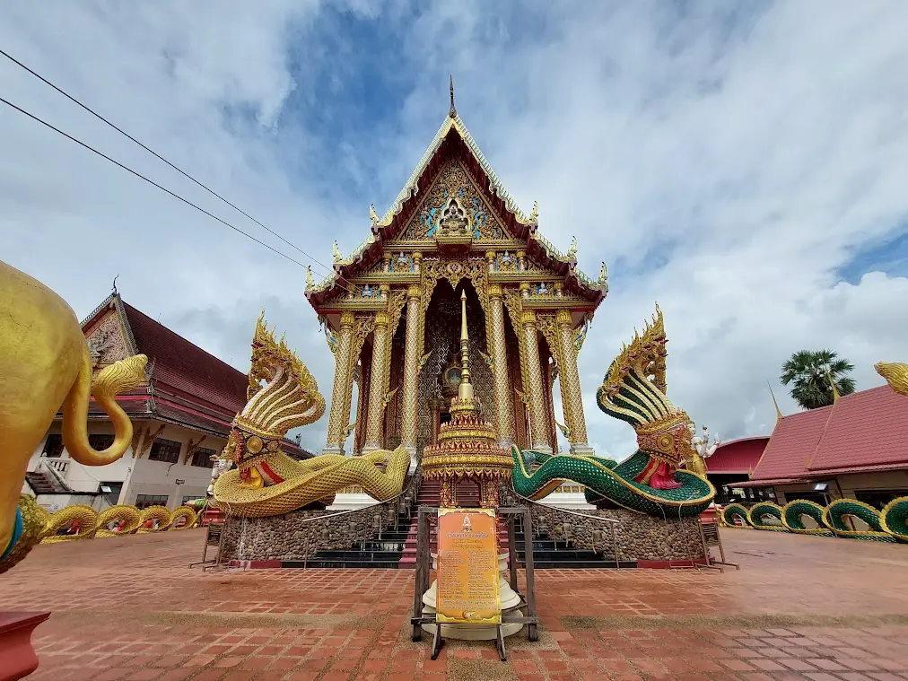 เที่ยวอุดรธานี หนองหาน วัดสระมณี (Wat Sa Mani) - iok2u.com