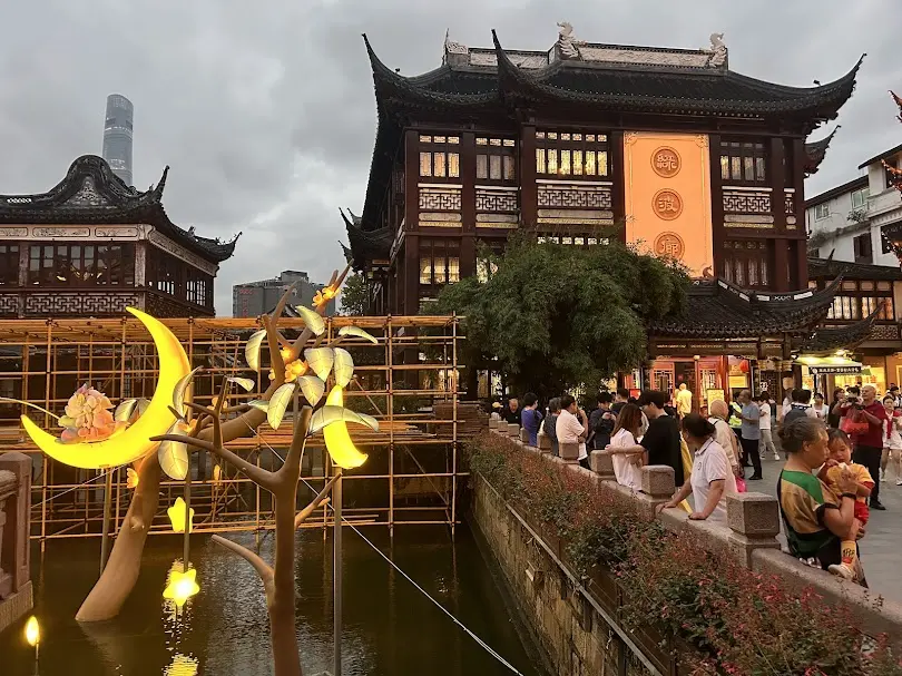 เที่ยวจีน เซี่ยงไฮ้ สวนอวี้หยวน Jiuqu Bridge - iok2u.com