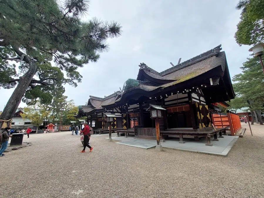 เที่ยวญี่ปุ่น โอซาก้า ศาลเจ้าใหญ่สุมิโยชิไทฉะ (Sumiyoshi Taisha) - iok2u.com