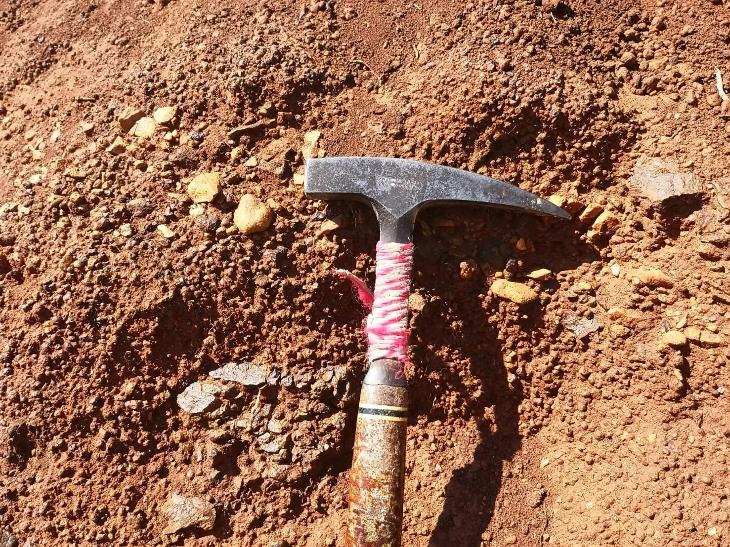 Waranon ไทย ลพบุรี แหล่งแร่เหล็กเขาทับควาย - iok2u.com